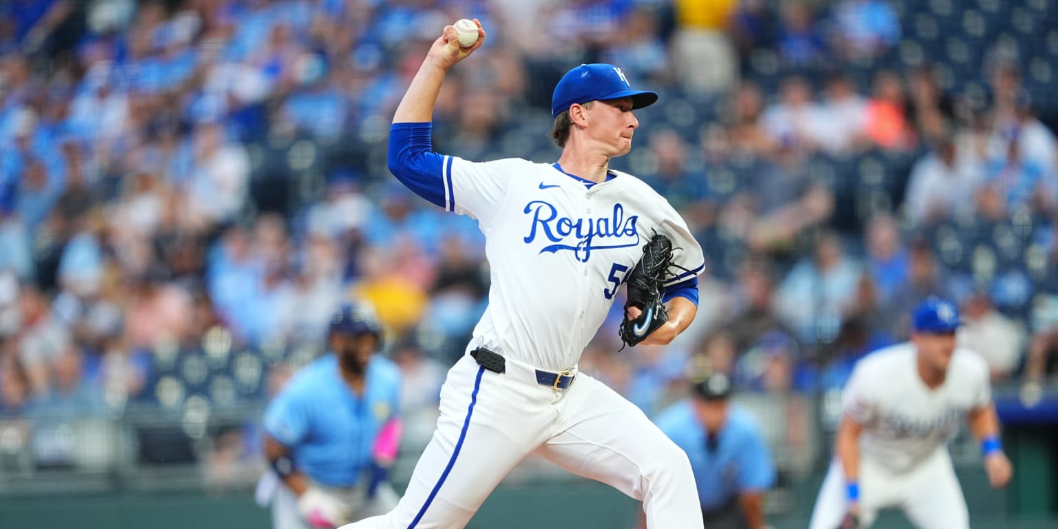 Brady Singer, Royals drop rain-soaked marathon