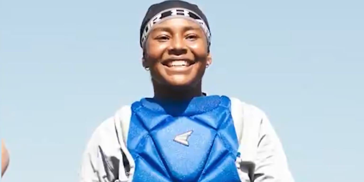 Yasmin Burrell wins 2024 Jennie Finch Empowerment Award