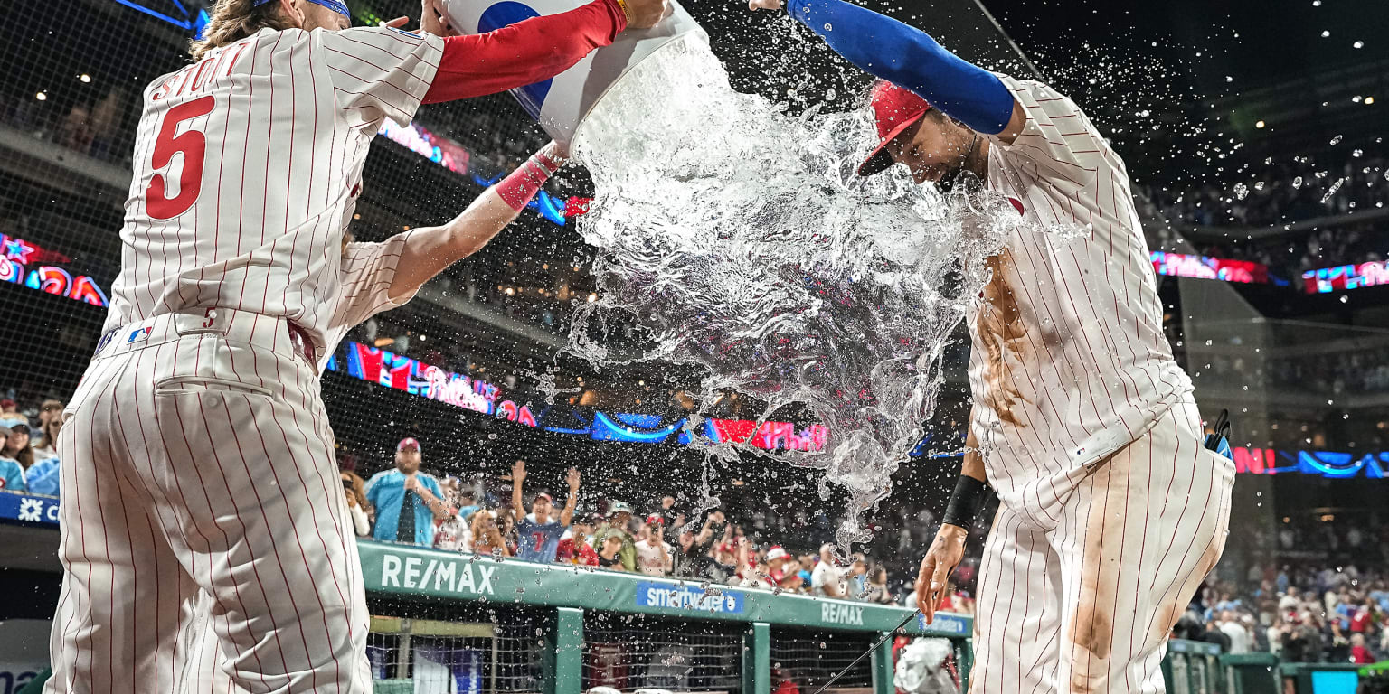 Trea Turner hits walk-off single for Phillies vs. Braves