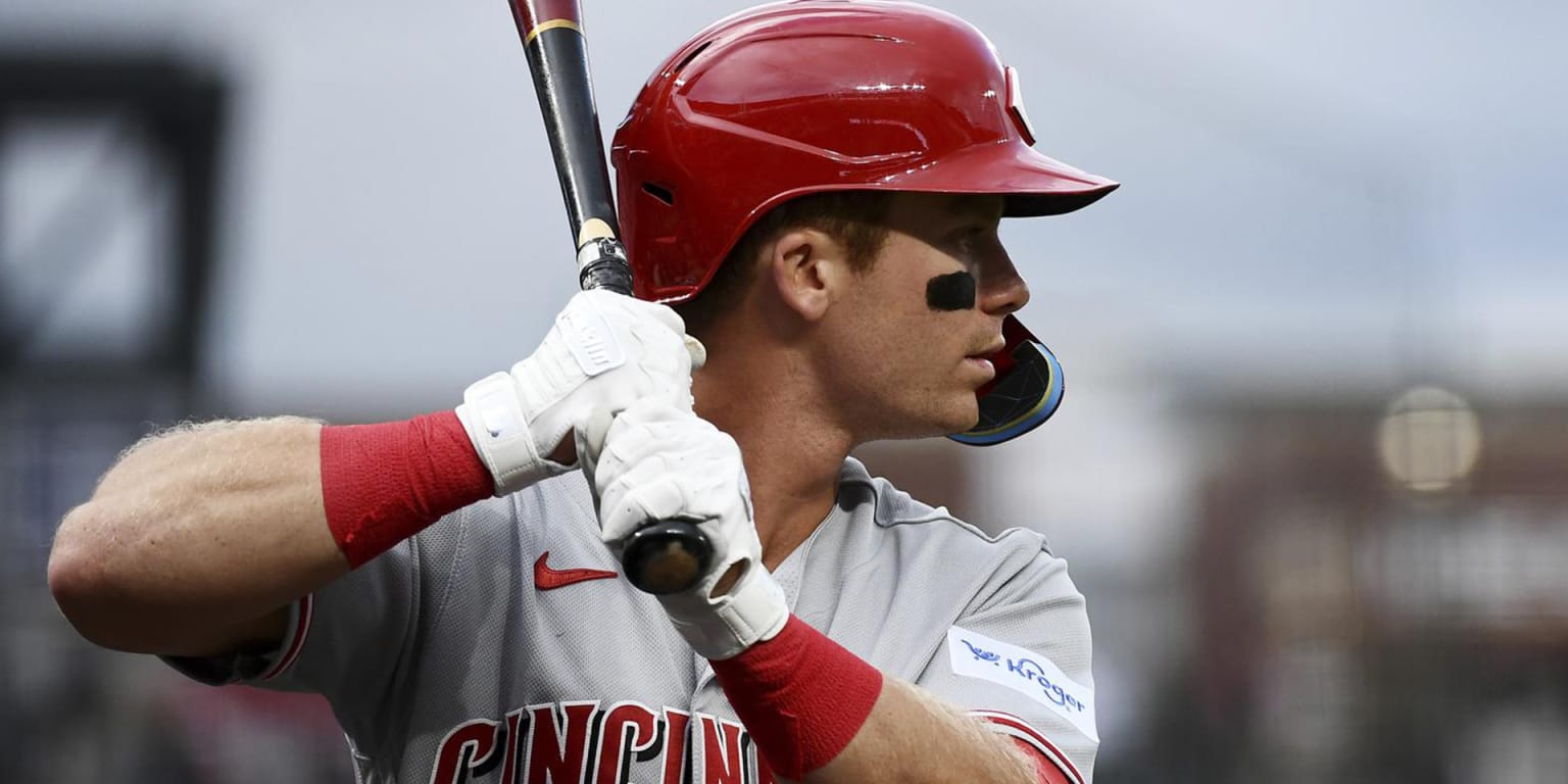 Reds rookies give moms extra reason to celebrate