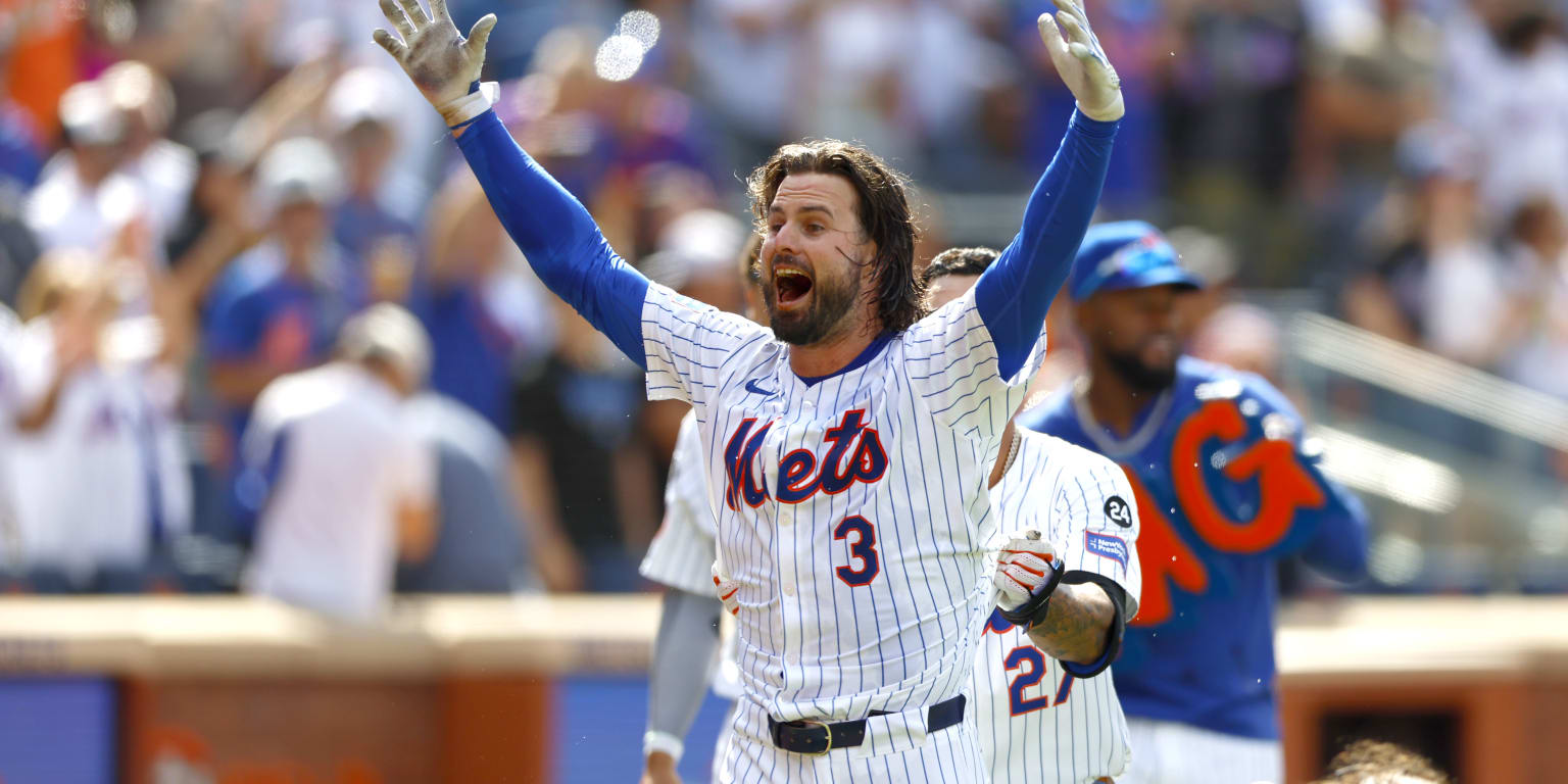 Jesse Winker hits walk-off homer for first Mets home run