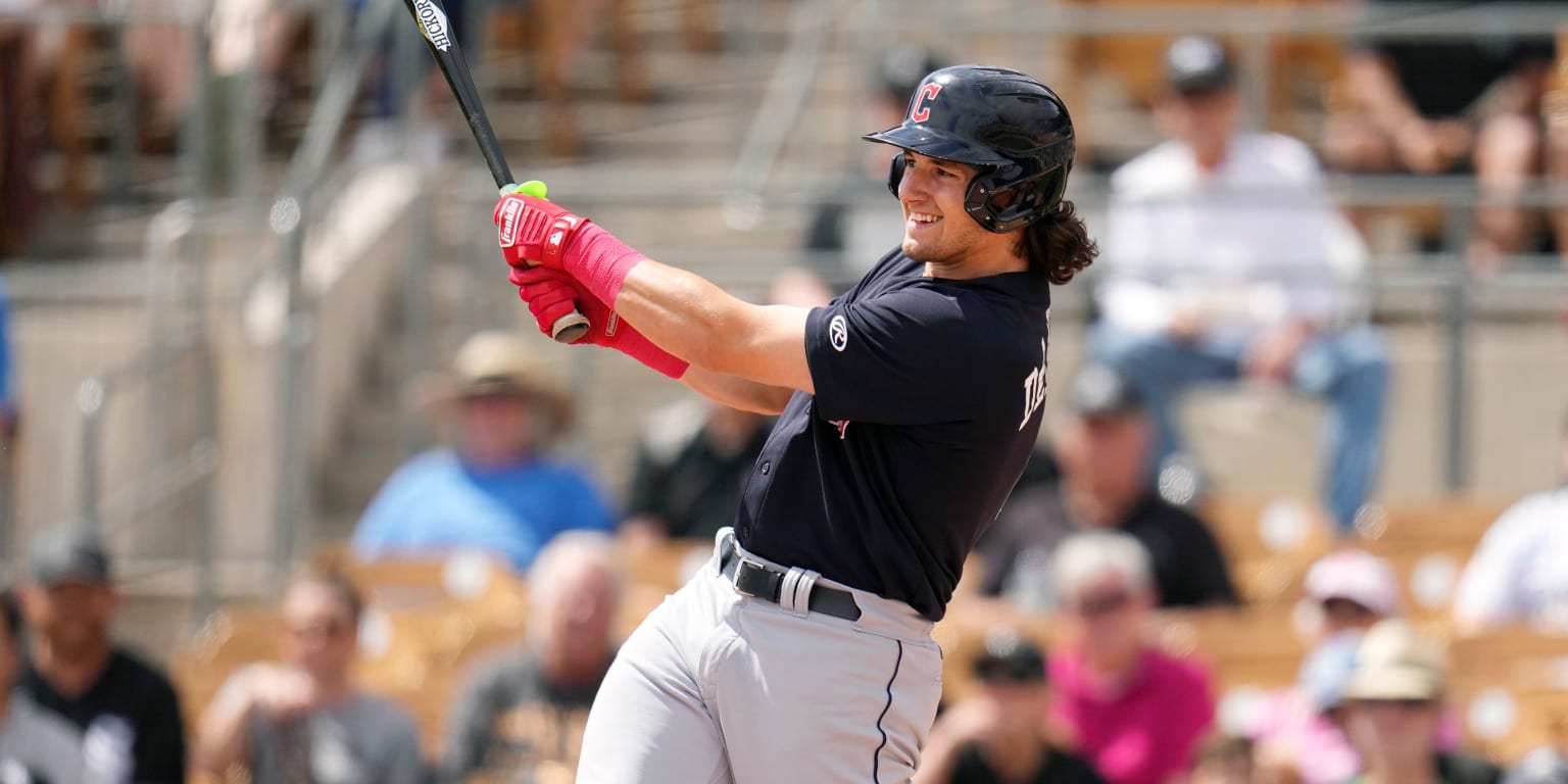 Chase DeLauter undergoes surgery to repair hamate fracture