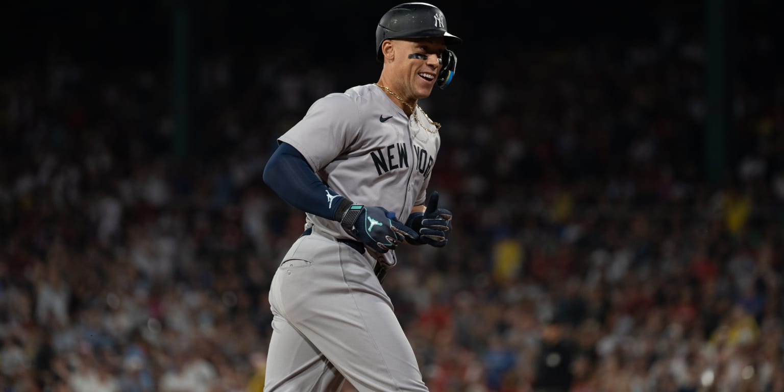 Aaron Judge hits 470-foot homer at Fenway Park