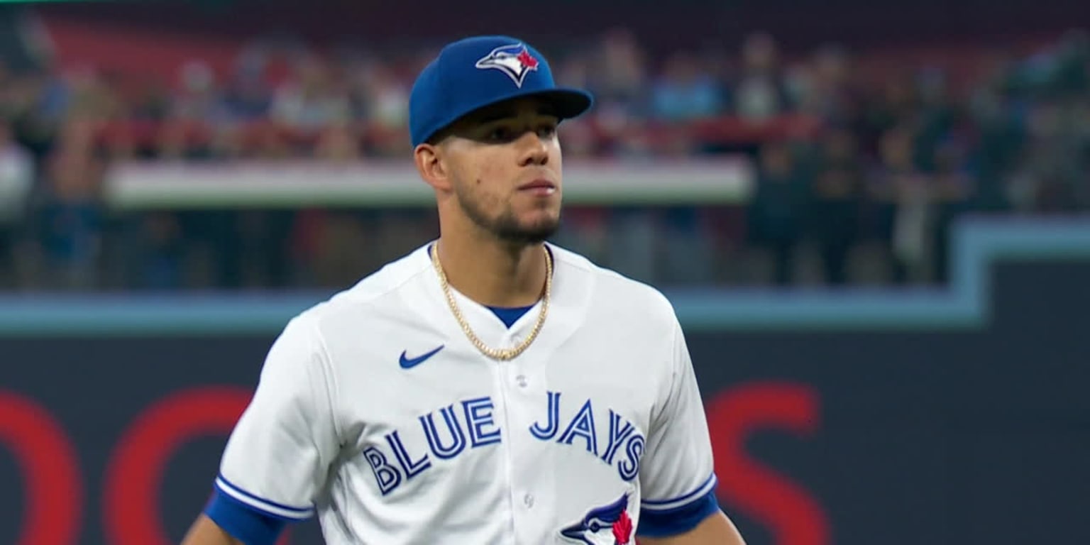 Berríos vuelve a su antigua forma, justo a tiempo en Toronto