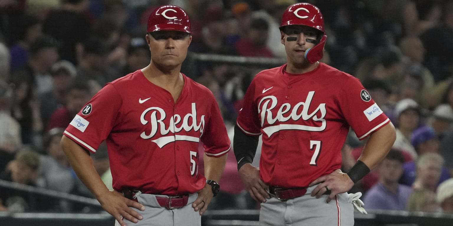 J.R. House hired by D-backs to be third base, catching coach