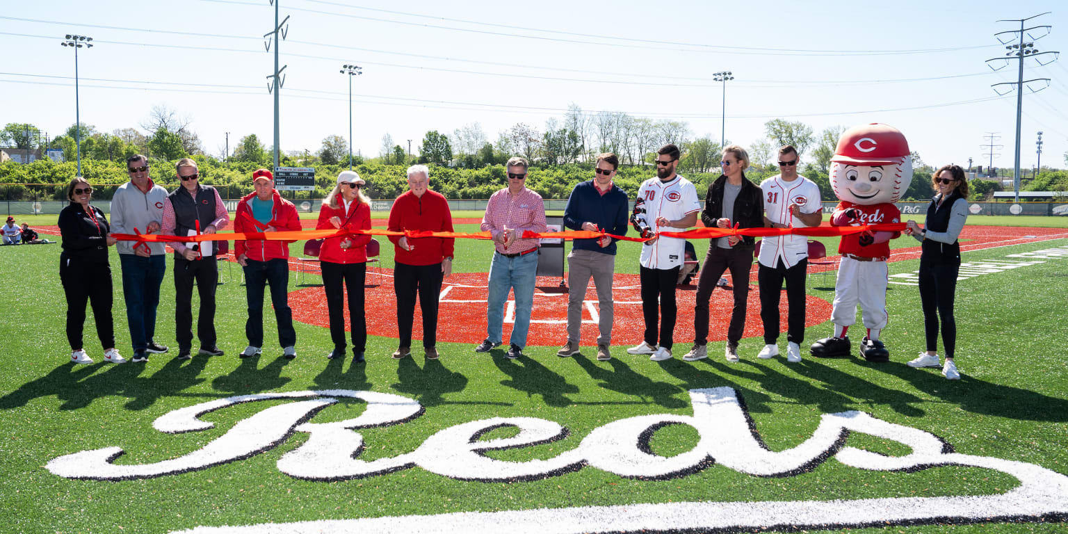 Reds add synthetic infield to Gendell Family Field