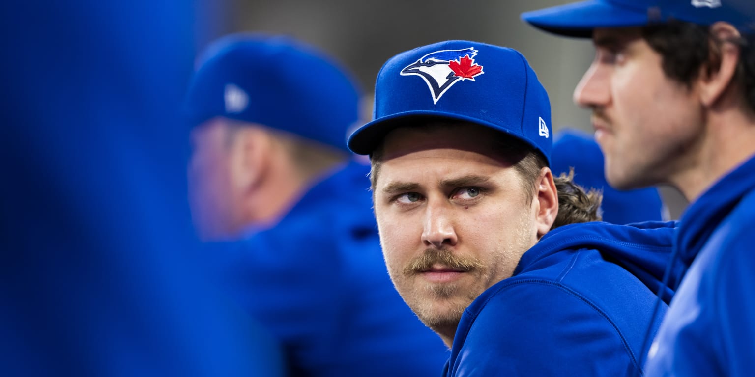 Erik Swanson to meet with Blue Jays after setback in injury rehab