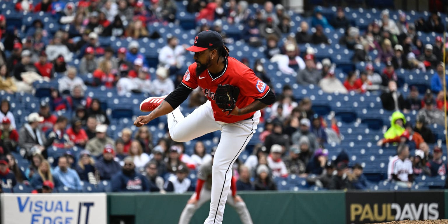 Emmanuel Clase pitches perfect eighth inning vs. Red Sox