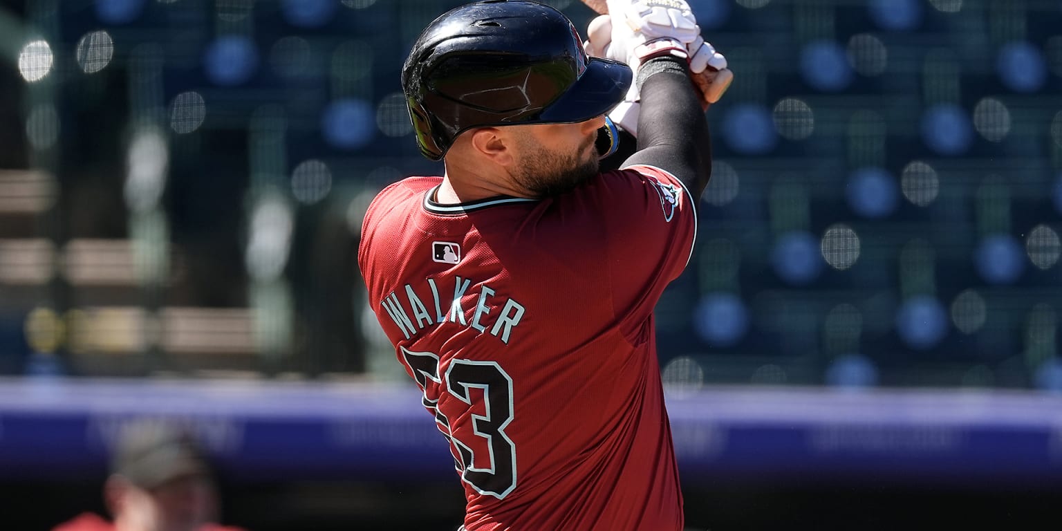 Christian Walker declines qualifying offer from D-backs