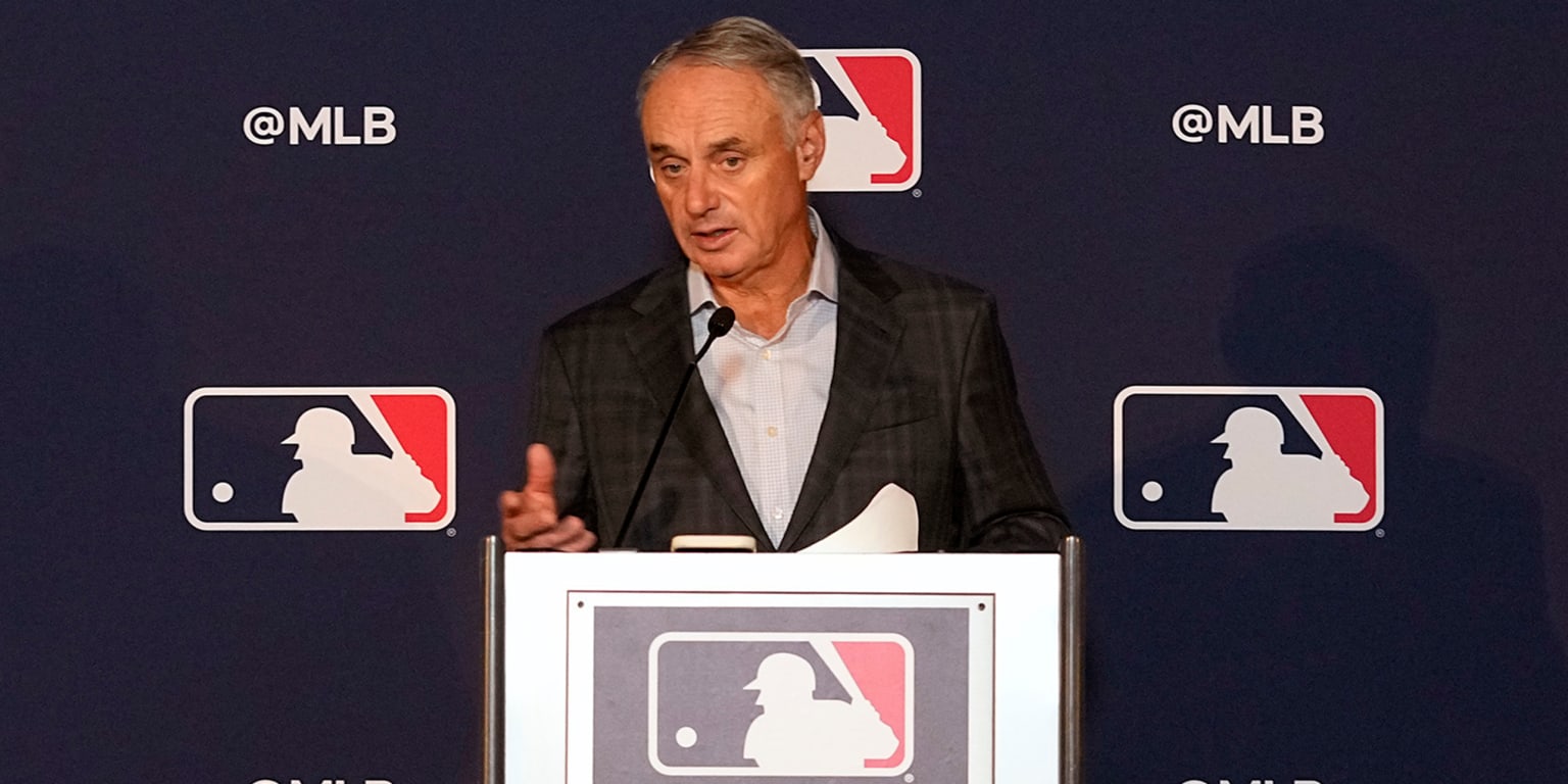 Owners approve A's relocation to Las Vegas