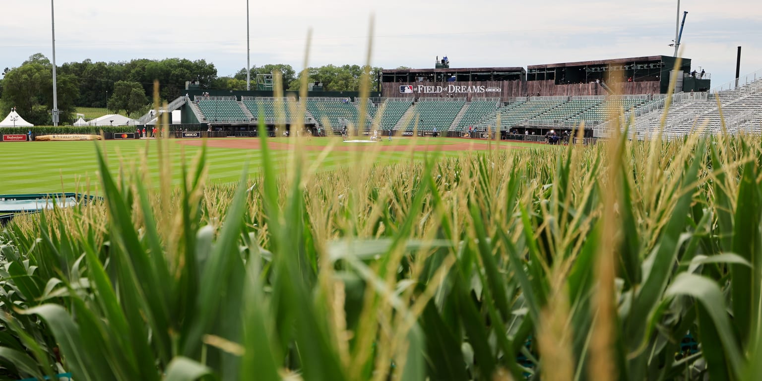 Ticket schedule announced for Twins-Phillies Field Of Dreams game - BVM ...