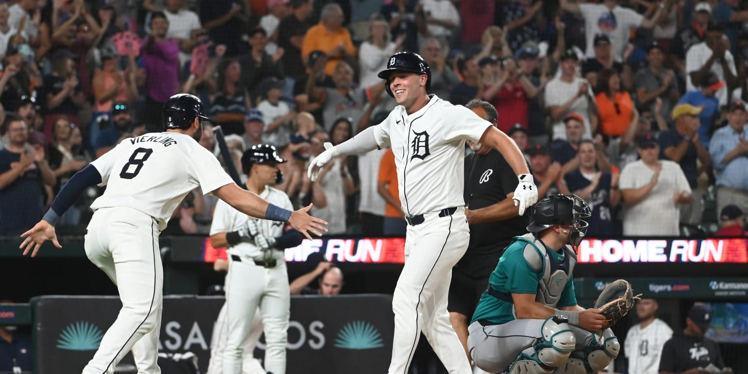 Kerry Carpenter hits homer before Akil Baddoo delivers Tigers' walk-off win