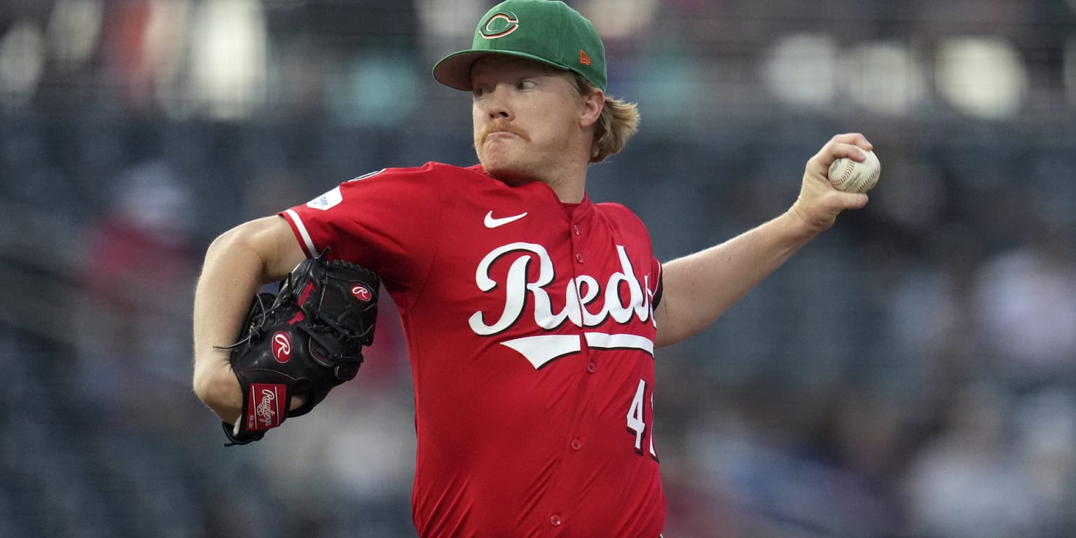 Andrew Abbott makes Spring Training debut for Reds