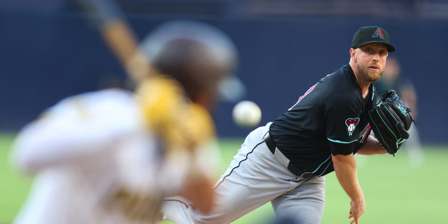 Merrill Kelly contract with D-backs: $40 million, two years