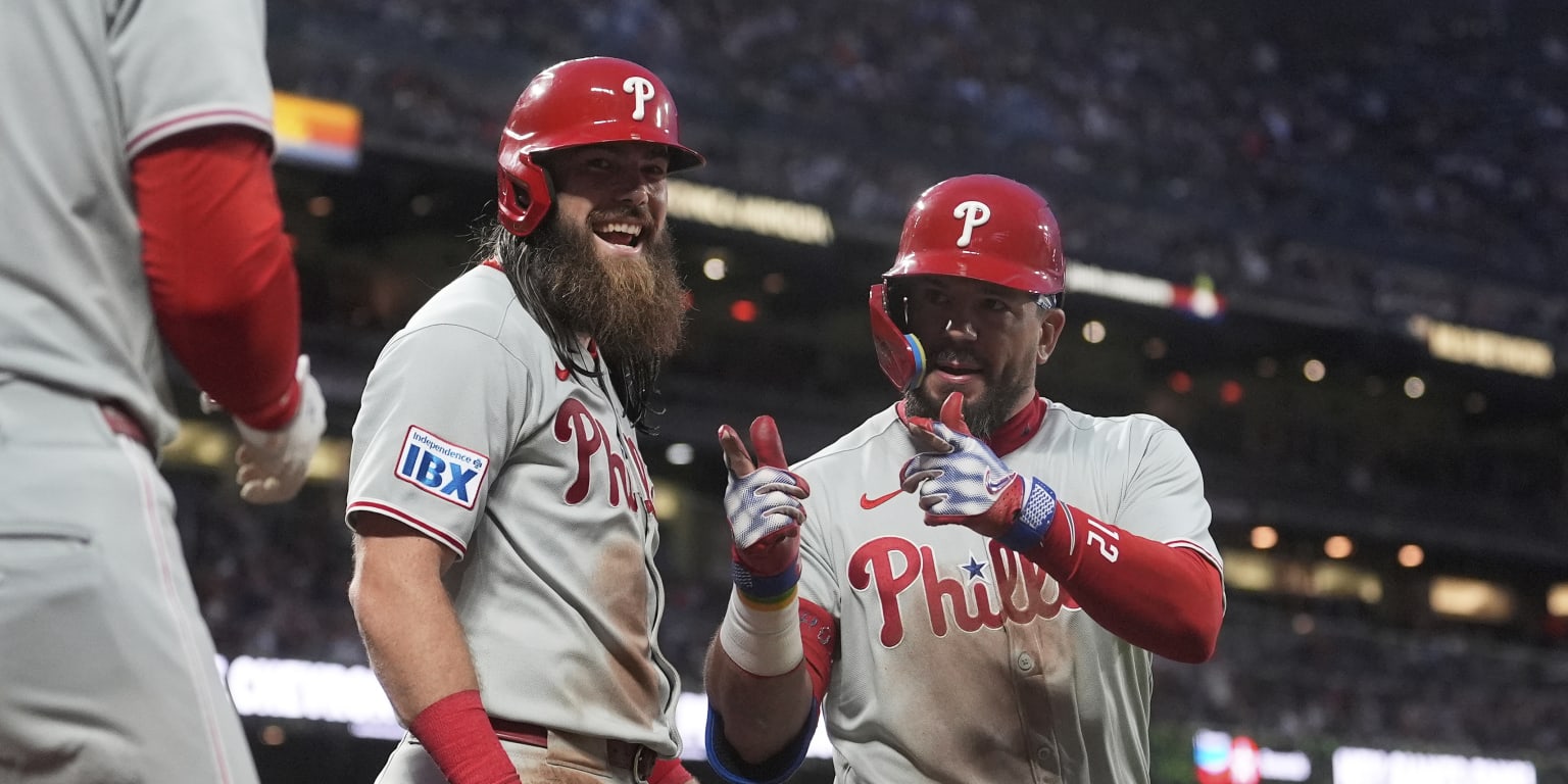 Phillies lose on walk-off inside-the-park home run
