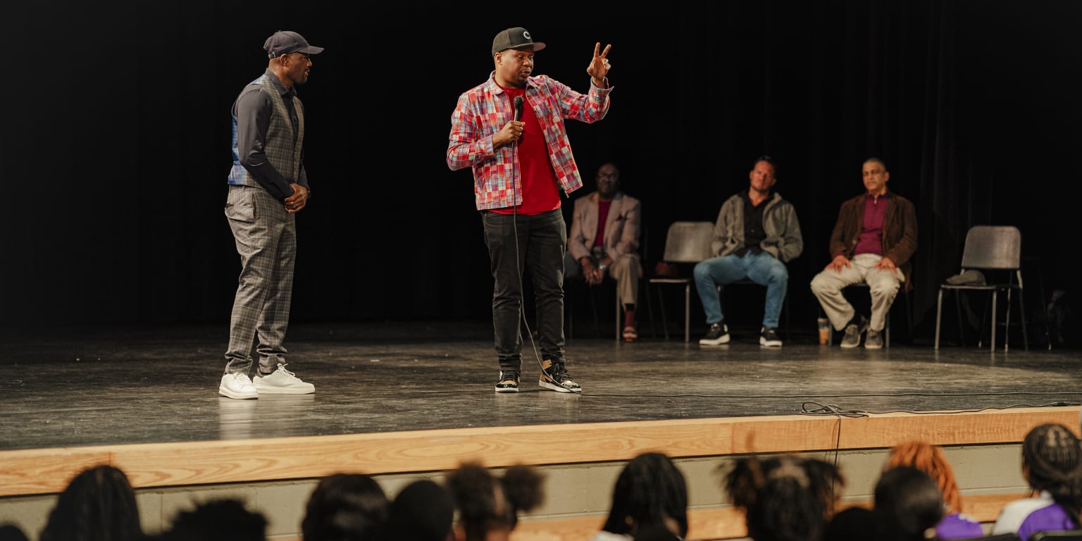 MLB visits Birmingham high schools near Rickwood Field