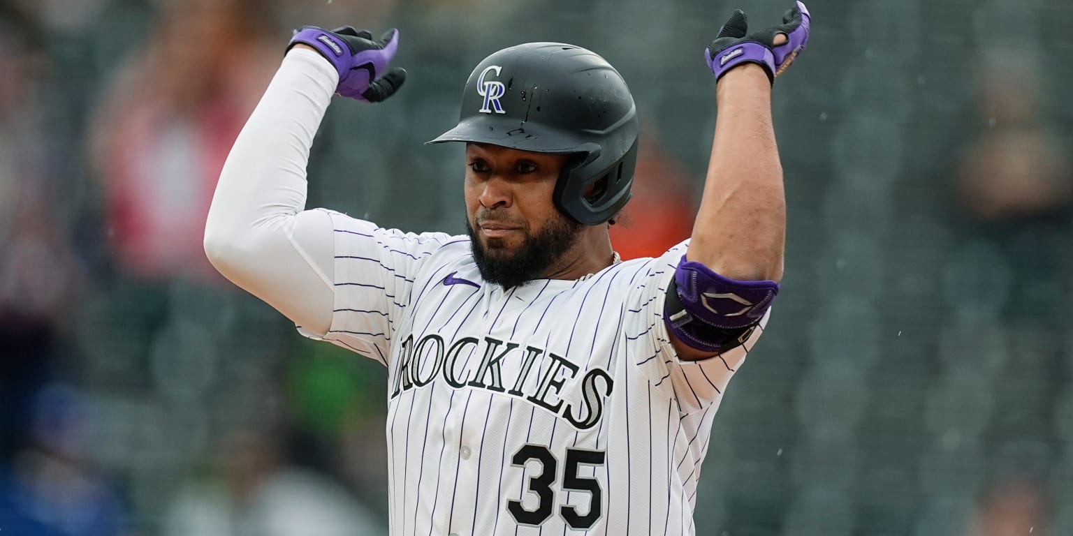 Rockies stage late comeback to defeat Padres