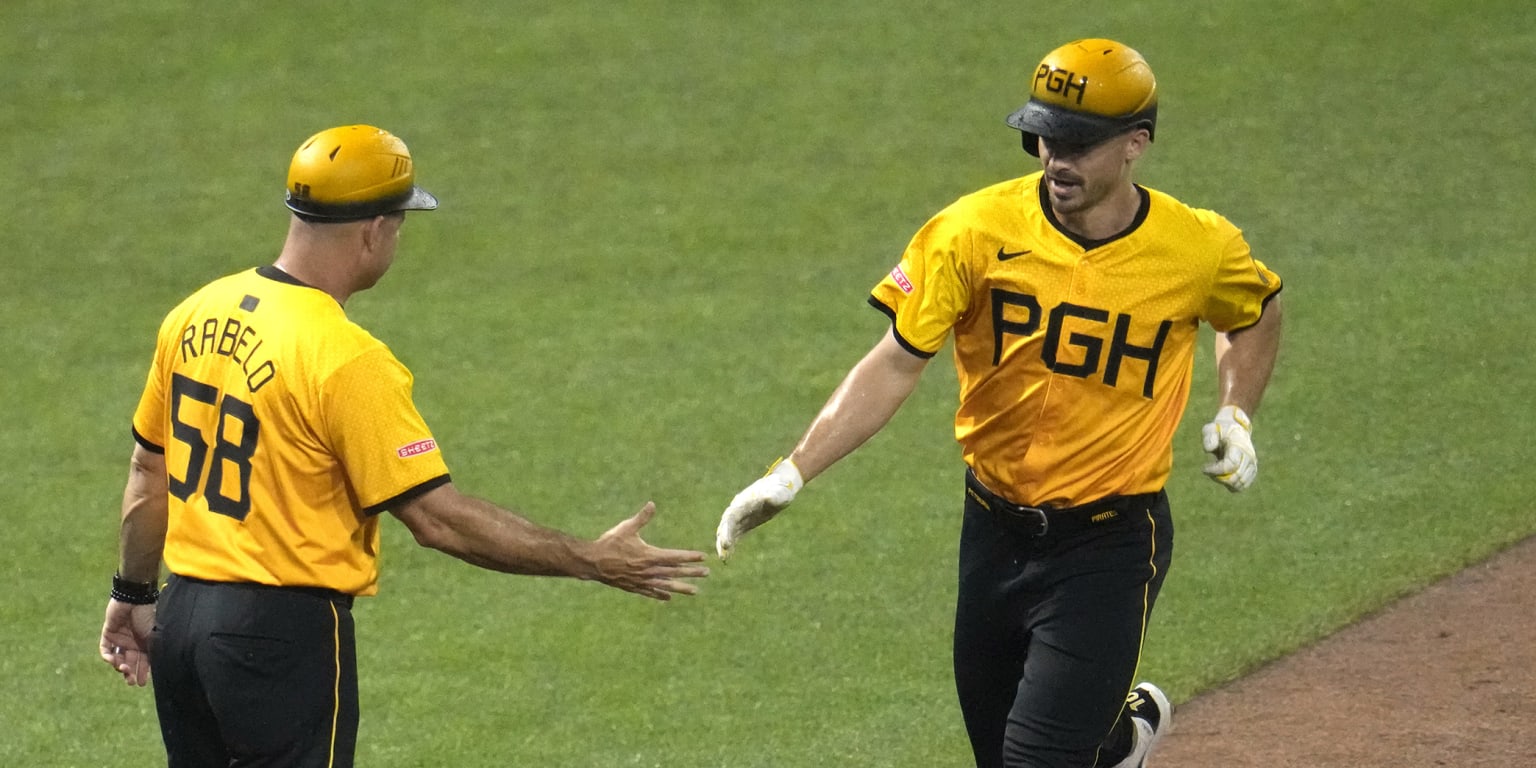 Reynolds pegó su HR 11, pero Piratas no pudieron contener a T.B.