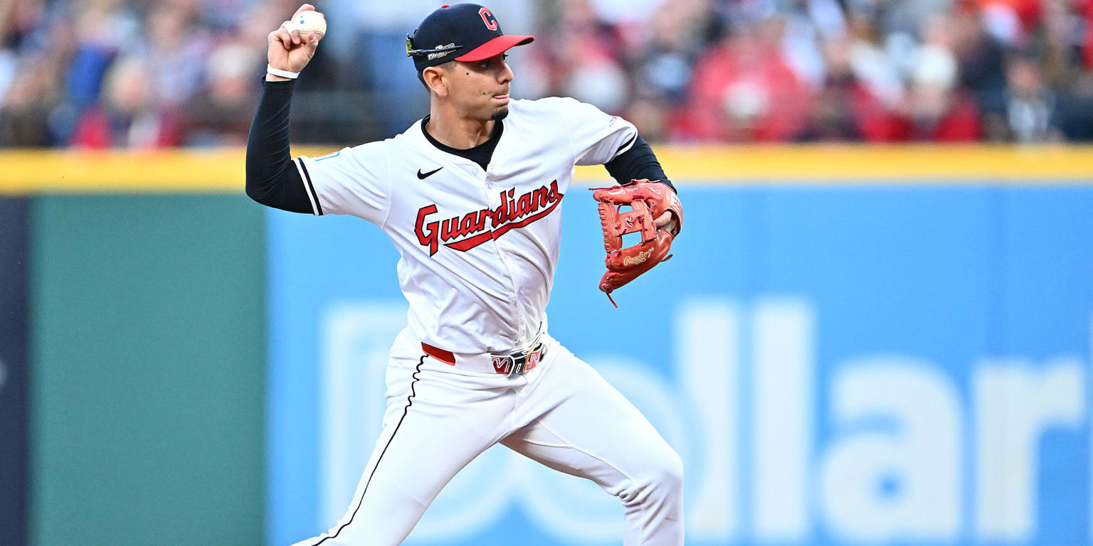 Blue Jays trade for Andrés Giménez from Guardians