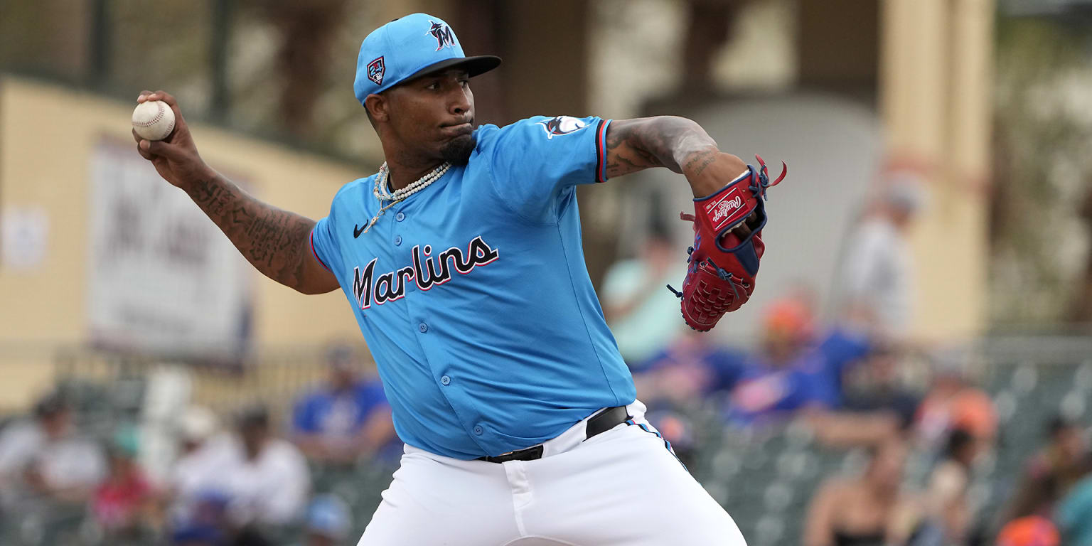 Former top prospect Sixto Sánchez perfect in spring debut