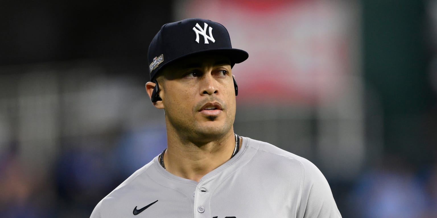 Giancarlo Stanton elbow injuries update