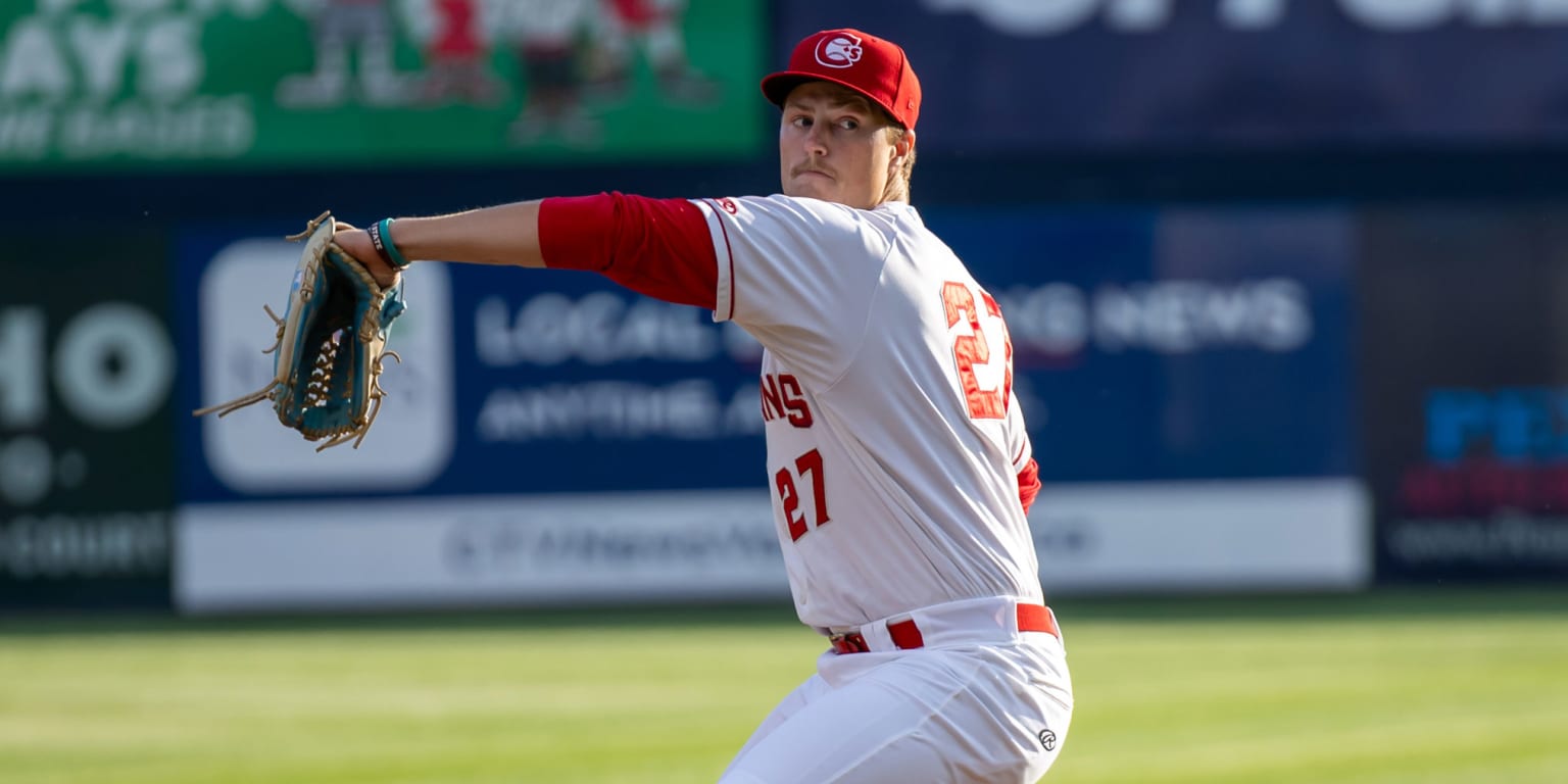 Guardians trade Shane Bieber, Paul Sewald in two deals