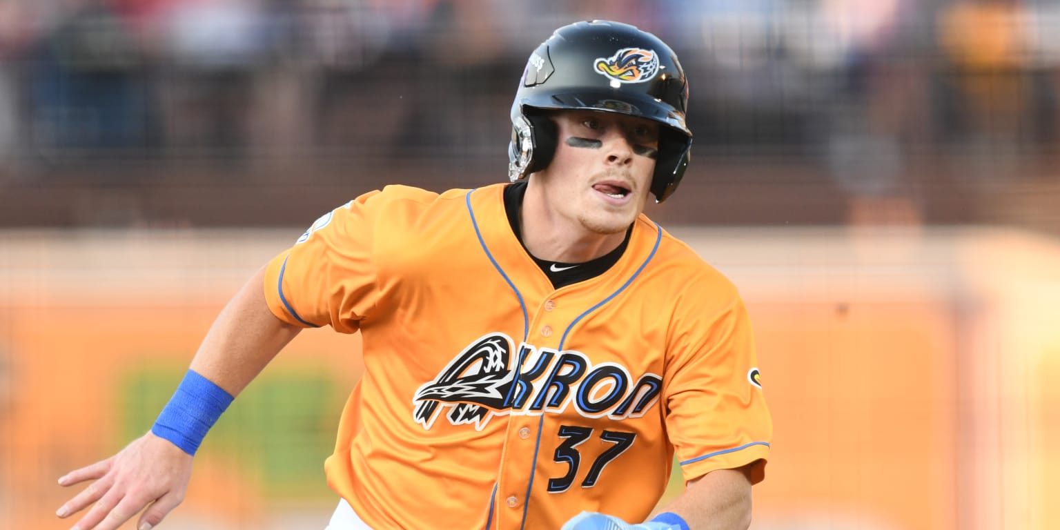 Travis Bazzana leads list of Guardians' 2026 non-roster invitees