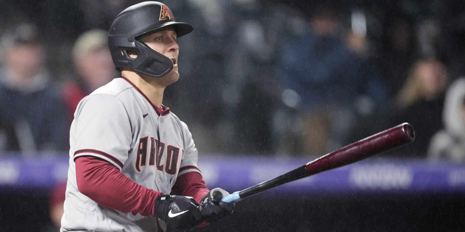 Varsho conectó su primer grand slam, pero no alcanzó