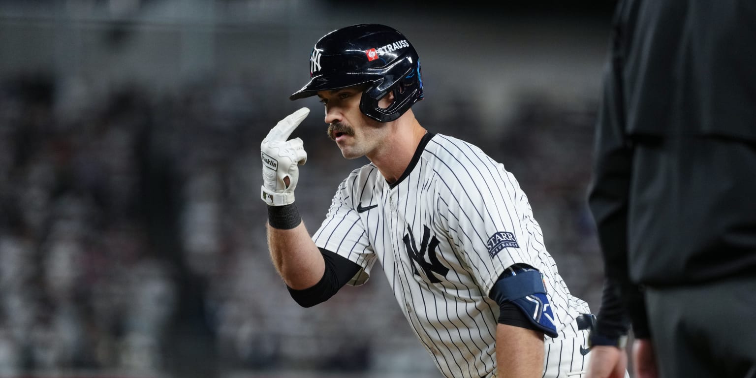 Jon Berti contract with Cubs