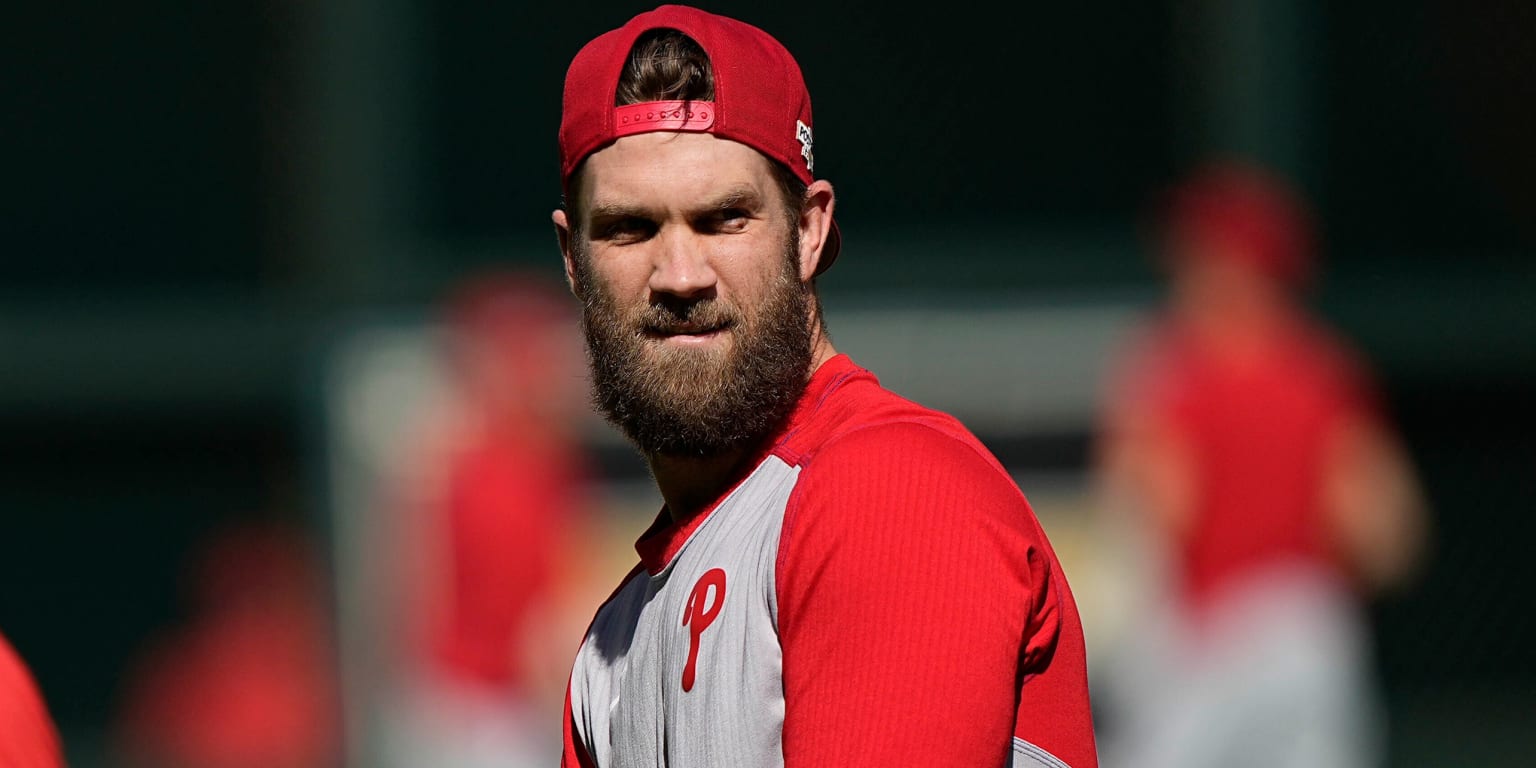 Bryce Harper tomó prácticas de bateo en el Yankee Stadium