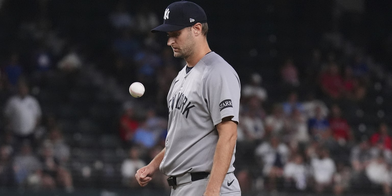 Yankees give up lead late, lose to Rangers
