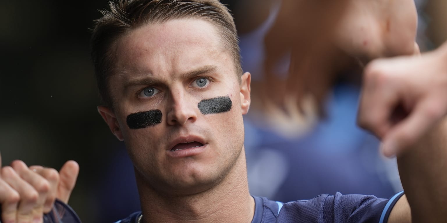 Jake Mangum brings defense, speed to Pirates