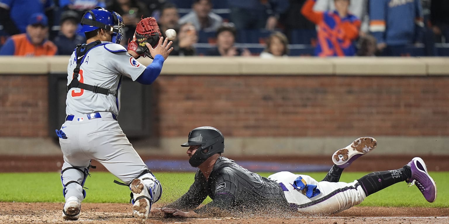 Mets lose after disputed call, review at home plate