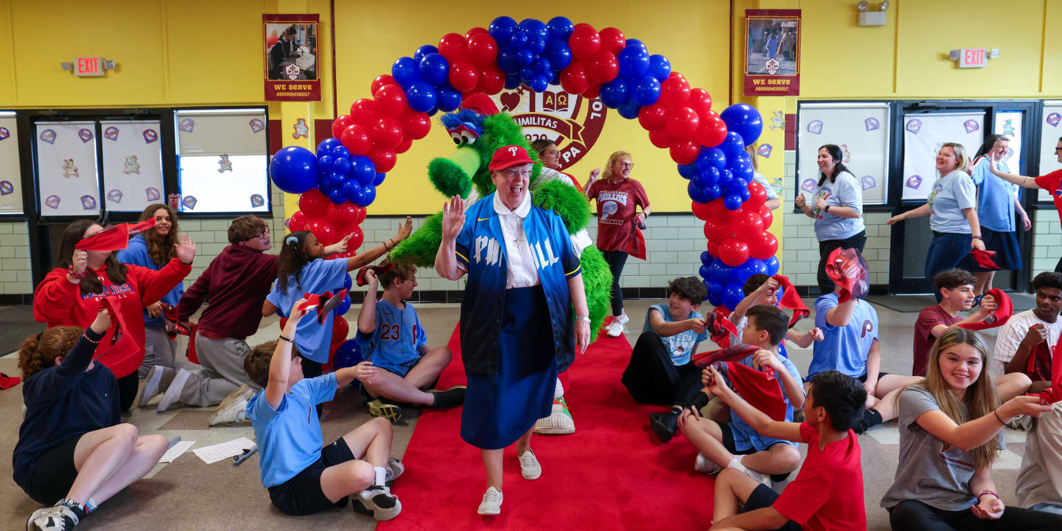 Beloved math teacher of 58 years receives Phillies All-Star Teacher ...
