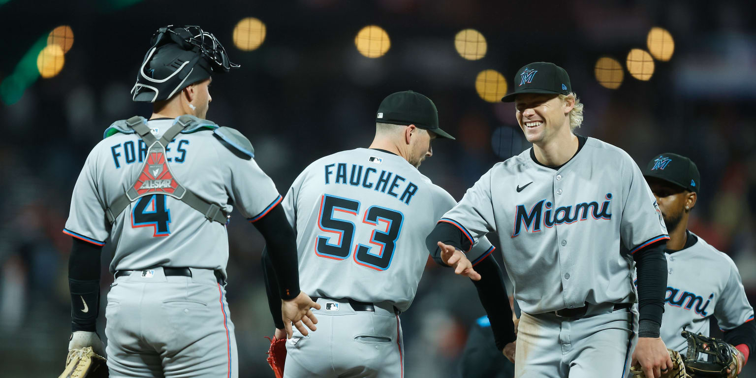 MLB chats with Marlins President of baseball operations, Peter Bendix