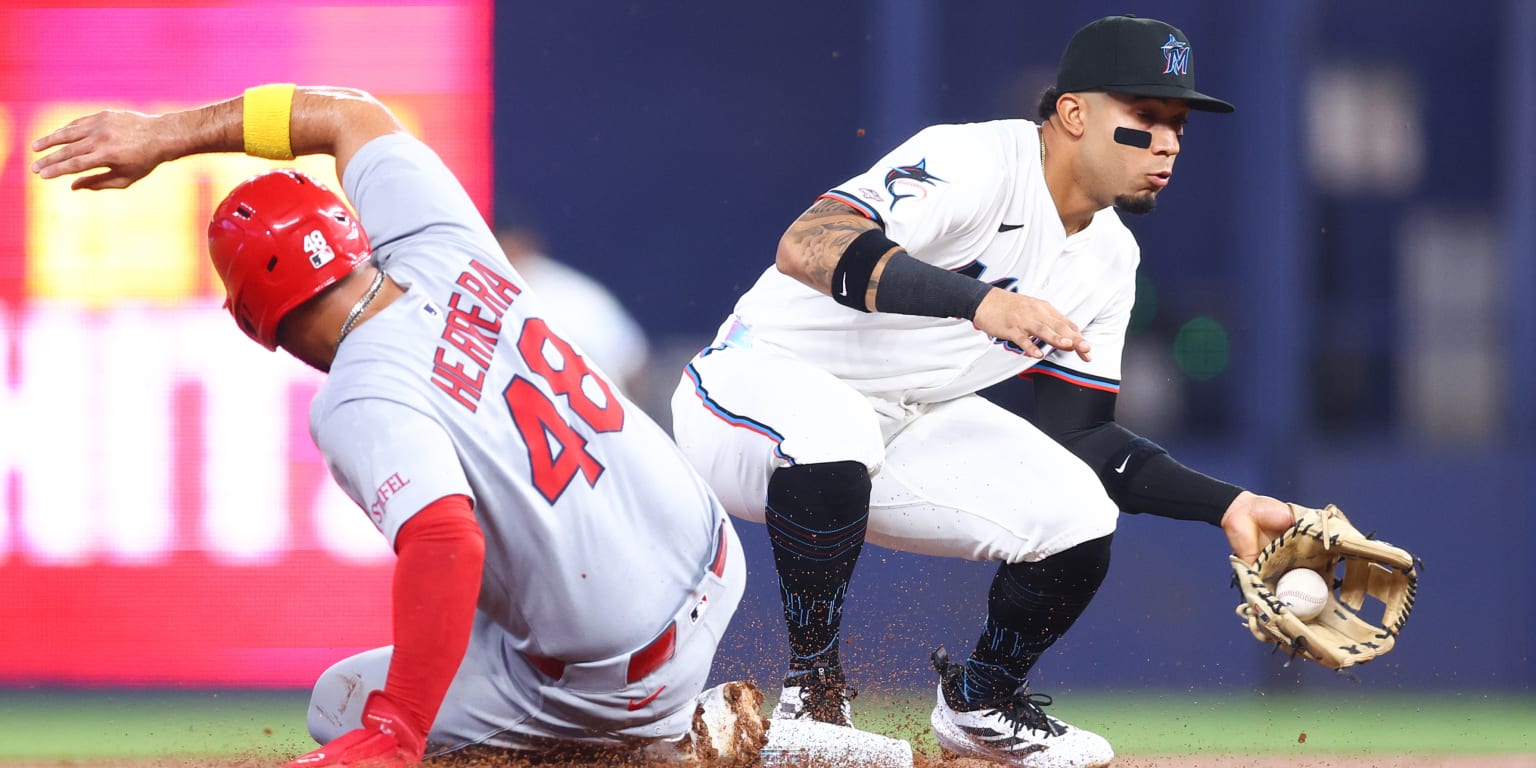 Maximo Acosta recalled by Marlins, Graham Pauley on IL