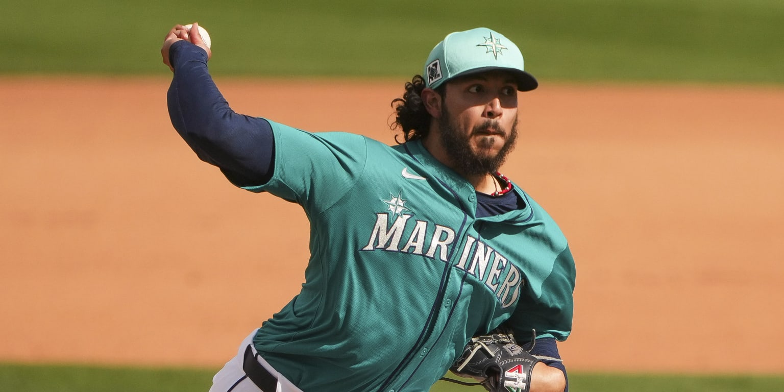Andrés Muñoz unveils his new kick-changeup in Mariners camp