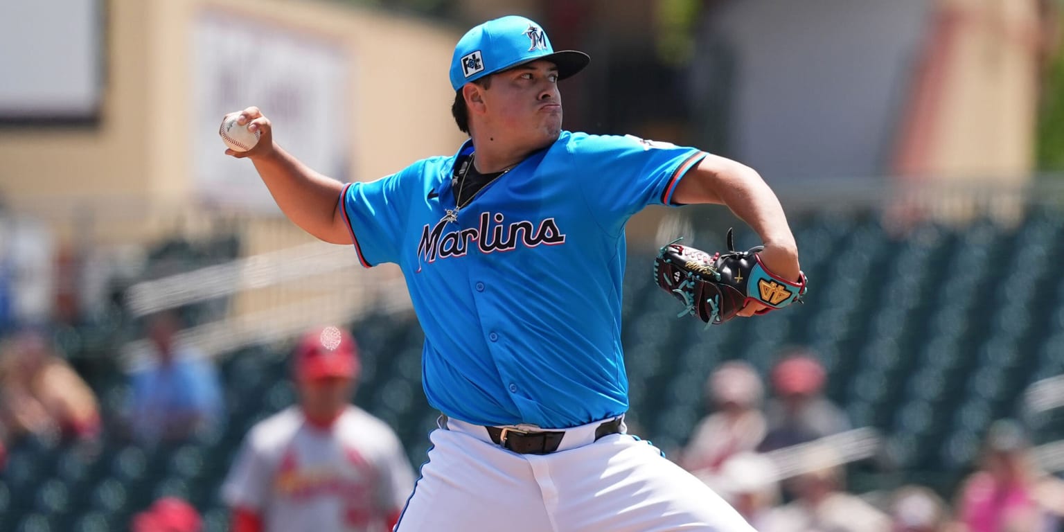 Valente Bellozo goes five innings in last audition for rotation