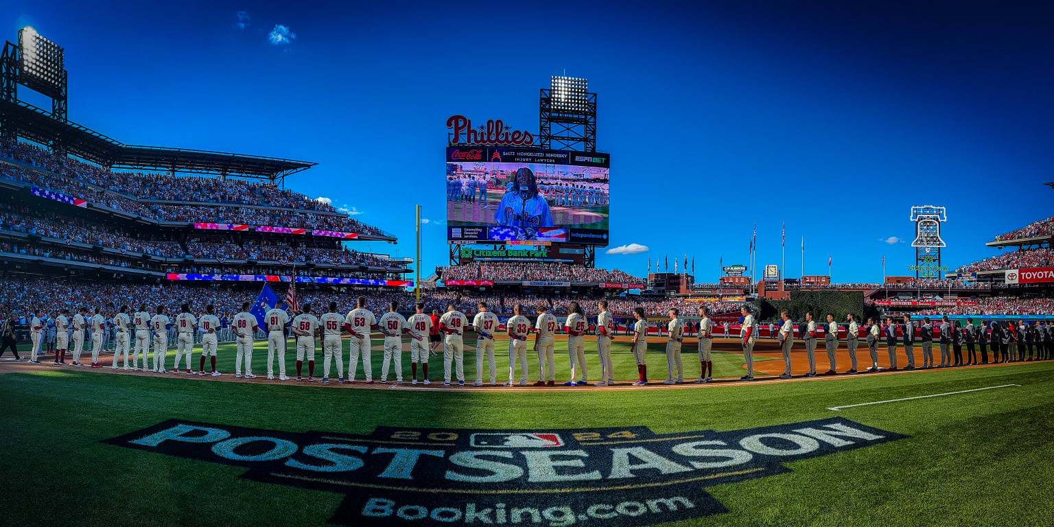 Scenes from NLDS Games 1 and 2 at Citizens Bank Park | Philadelphia ...