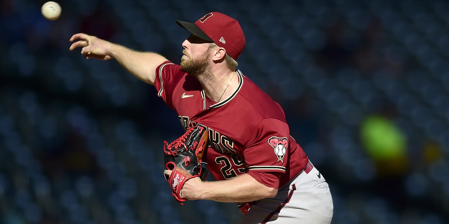 Merrill Kelly, D-backs win 2022 season finale over Brewers