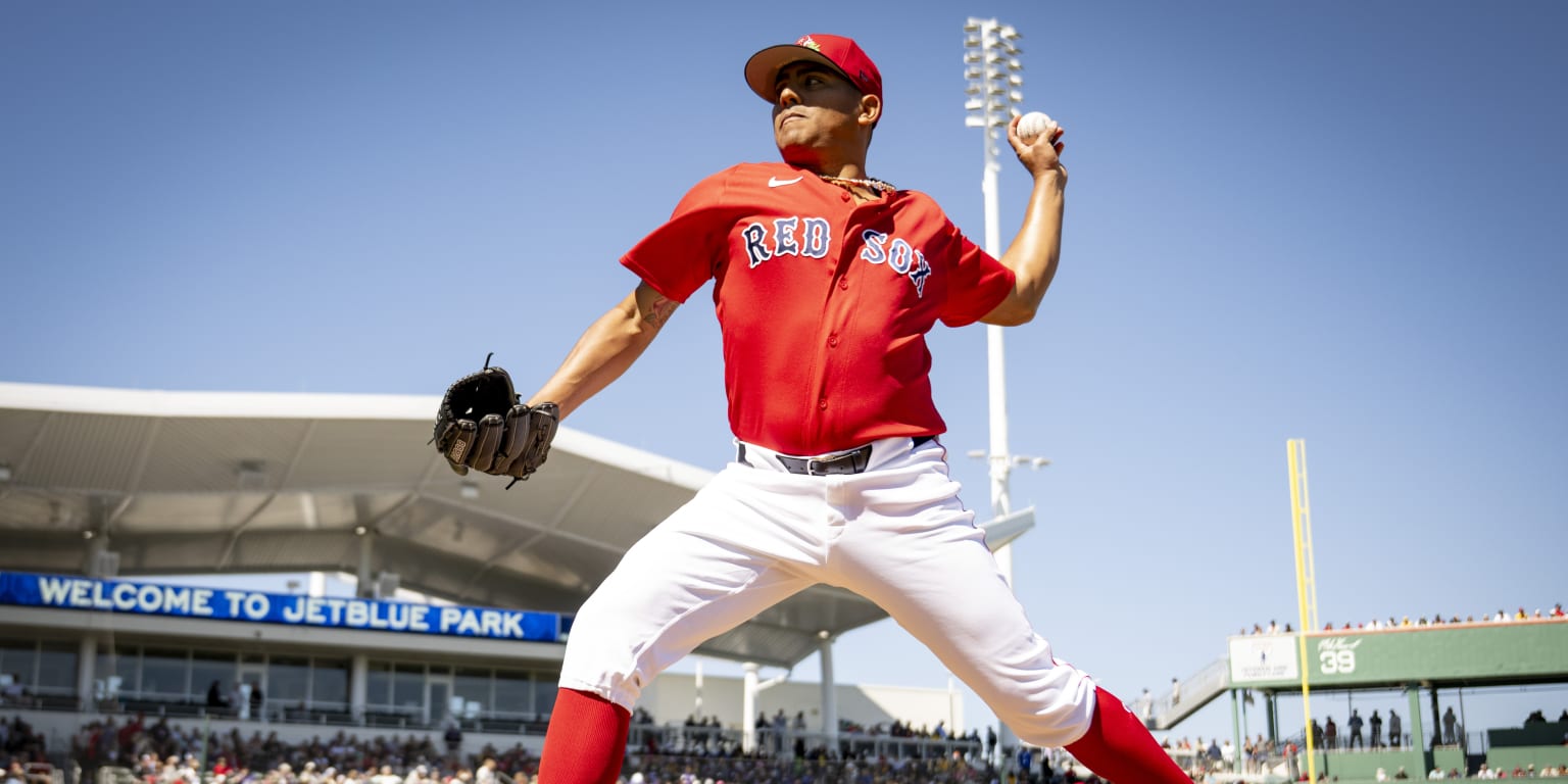 Ranger Suárez solid in Red Sox Spring Training debut