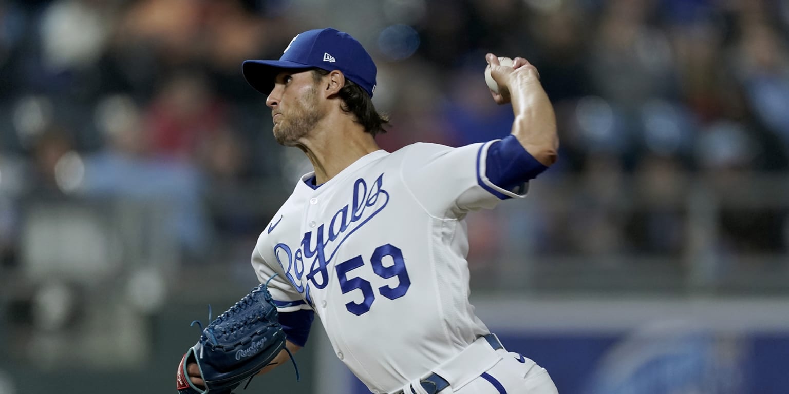 Jake Brentz signs two-year deal with Royals