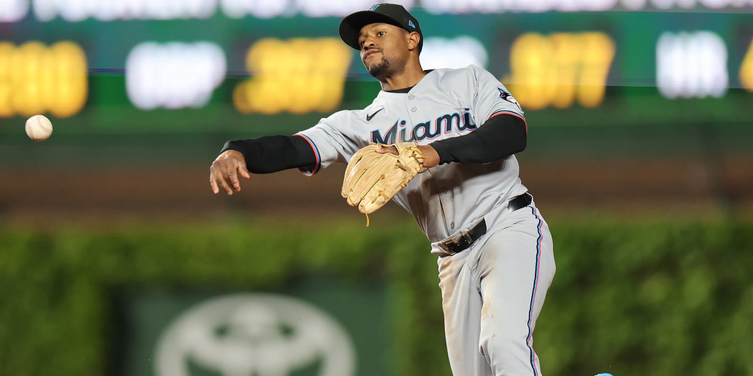 Xavier Edwards shifts to second, Otto Lopez named Marlins shortstop