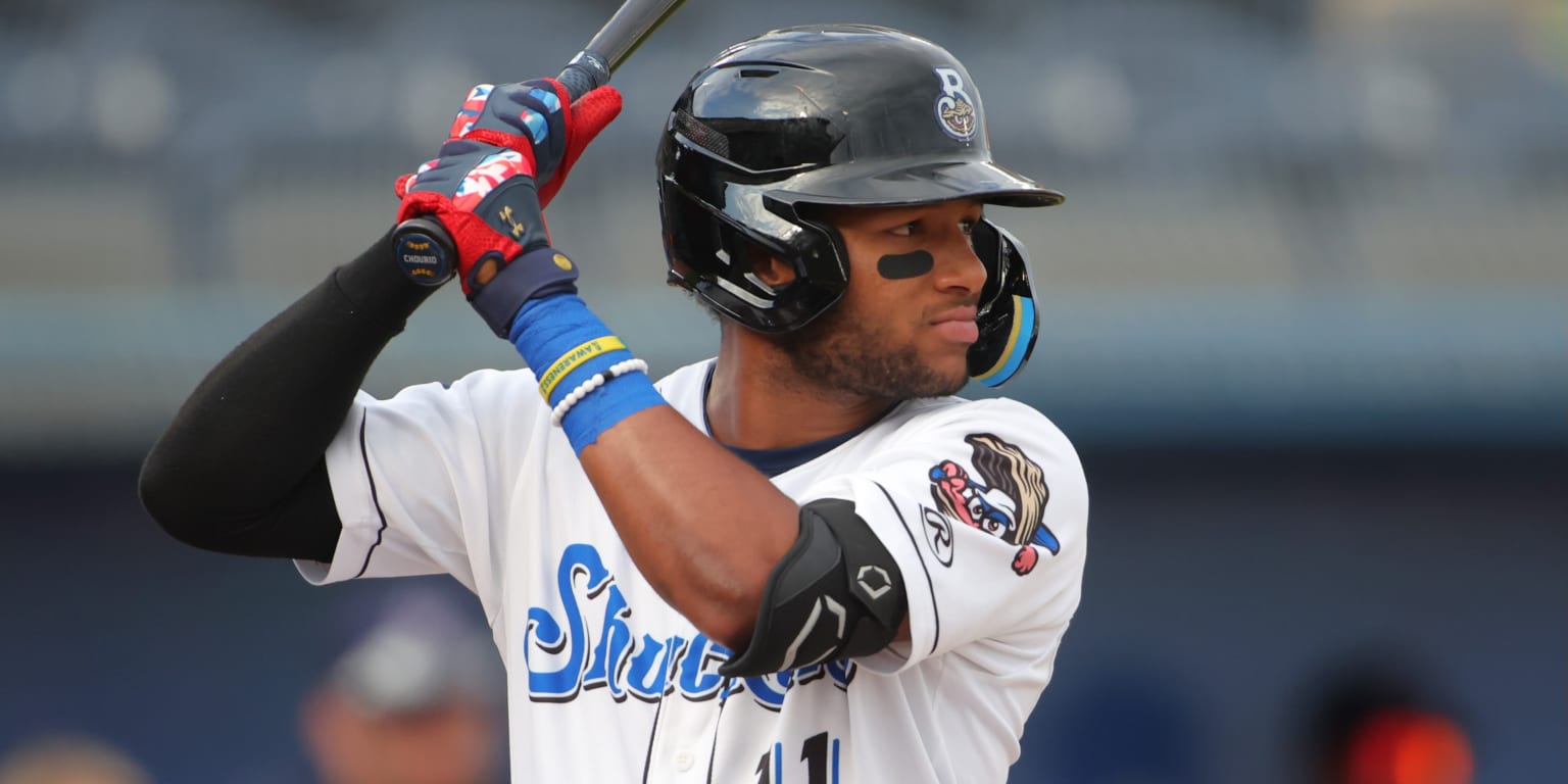 Brewers' Jackson Chourio hits first winter league homer