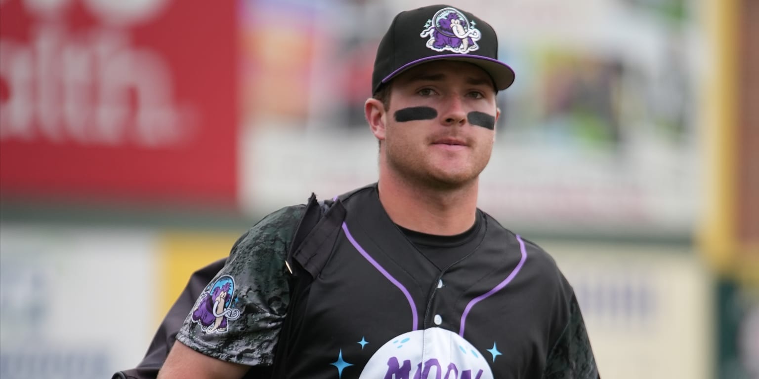 Kevin McGonigle crushes homer wearing Moon Mammoths jersey