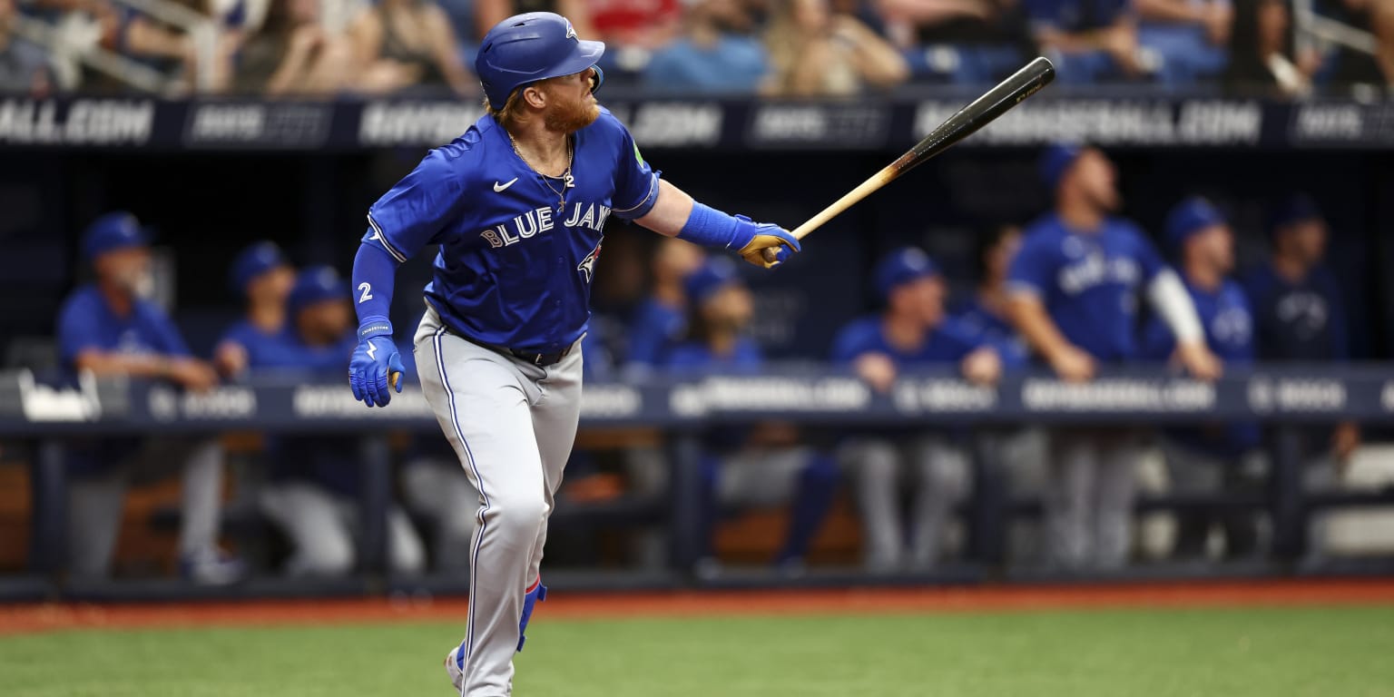 Justin Turner hits first home run with Blue Jays in 4-RBI game