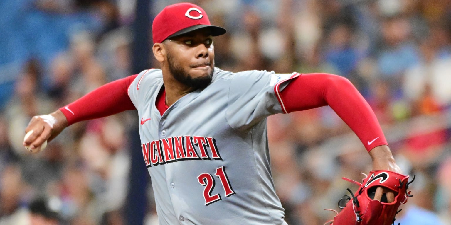 Hunter Greene goes seven scoreless in Reds' loss