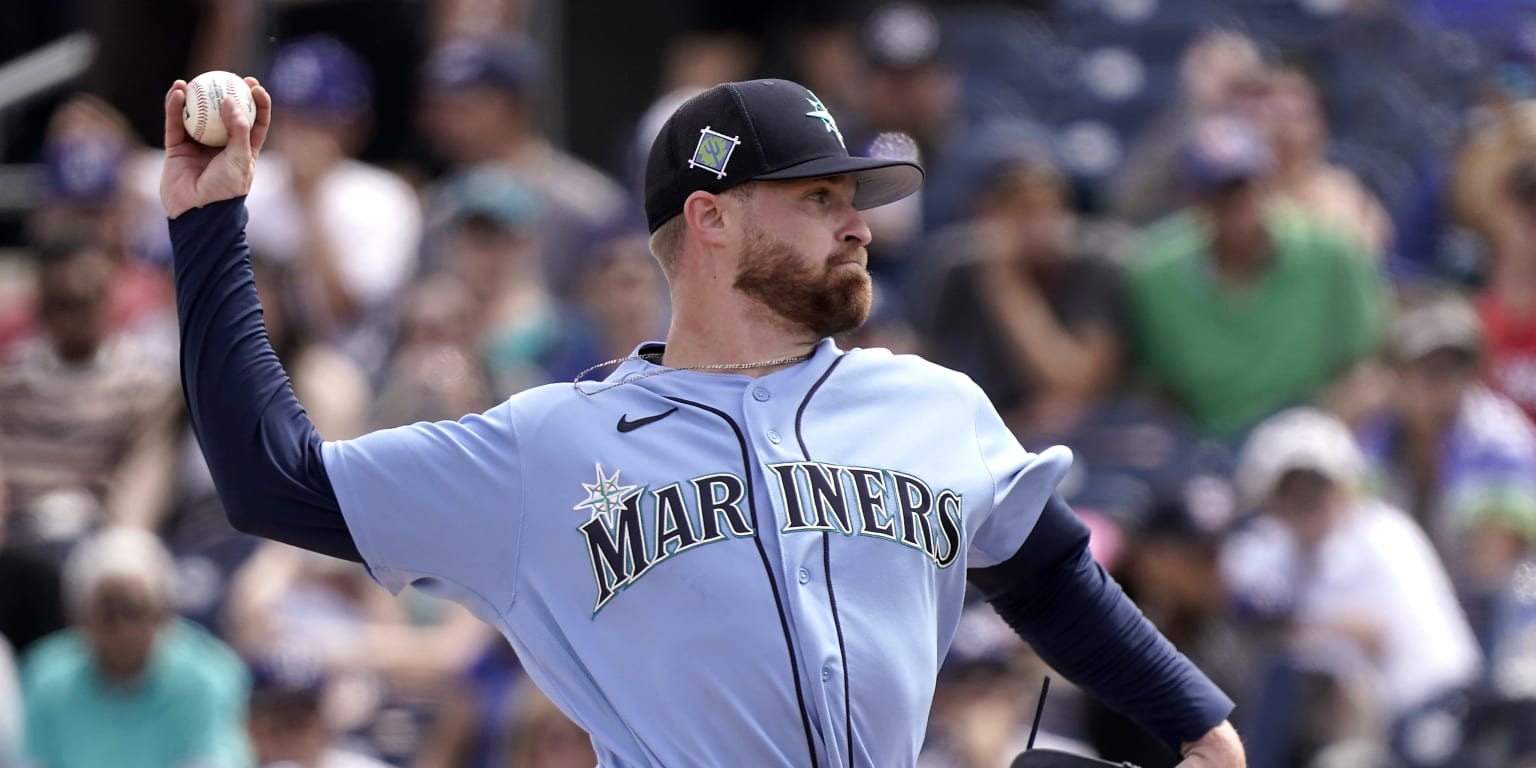 Levi Stoudt claimed off waivers by Mariners