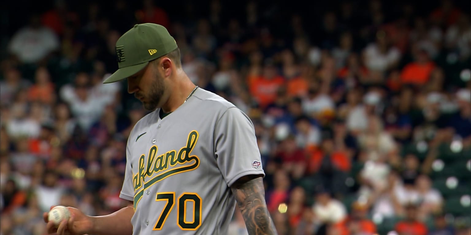 Lucas Erceg makes Major League debut for A's