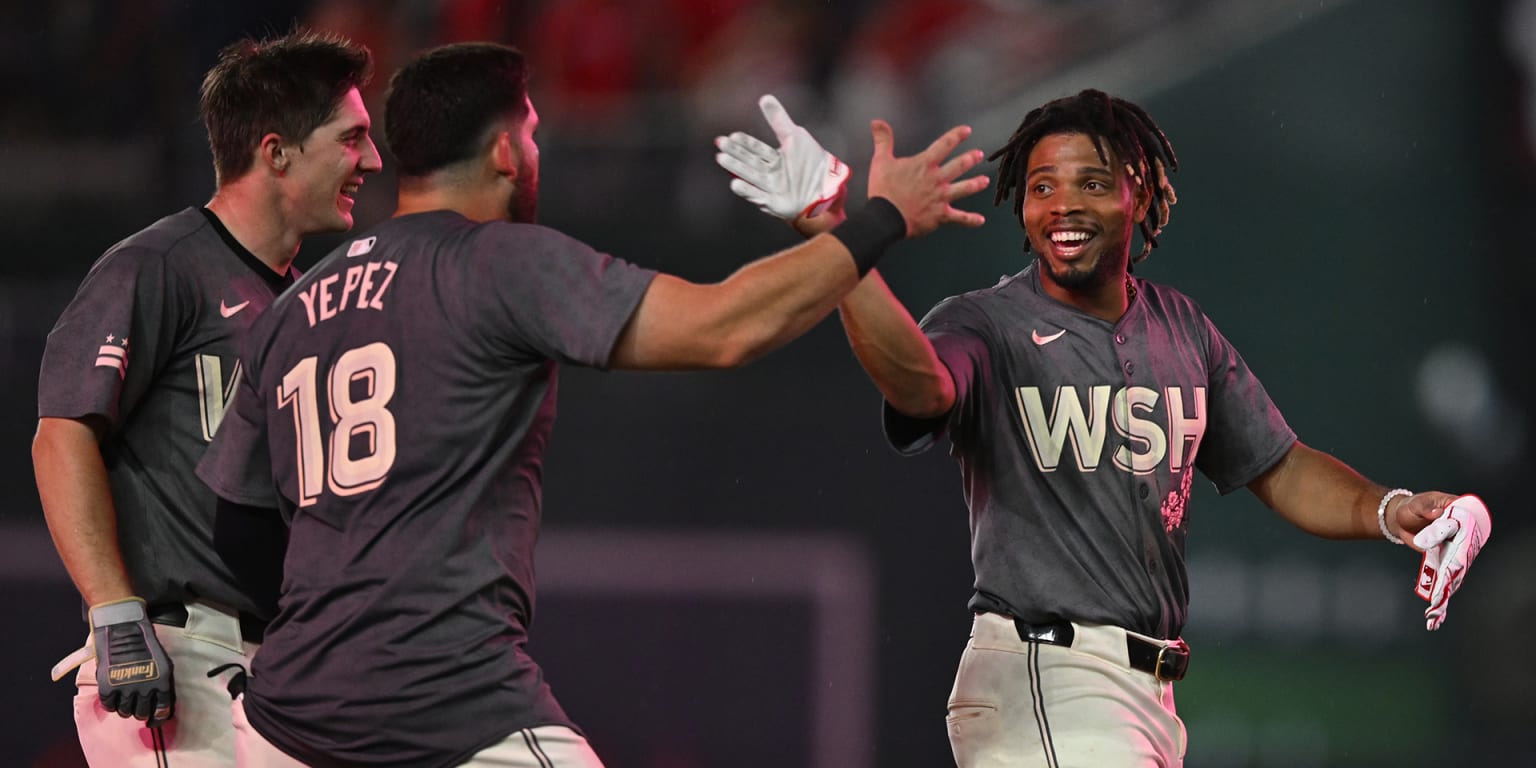 José Tena hits walk-off single in Nationals debut